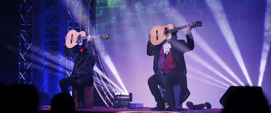 Home - Paul Morocco and Olé!